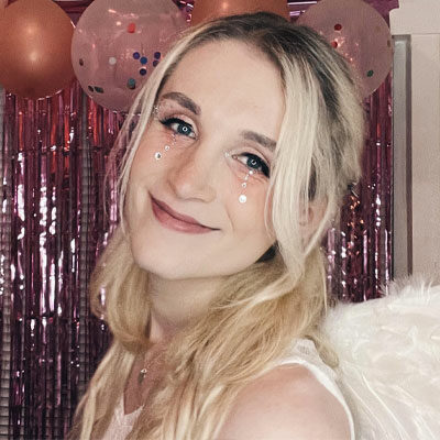 Zoë Rose Bryant, Loud and Clear Reviews