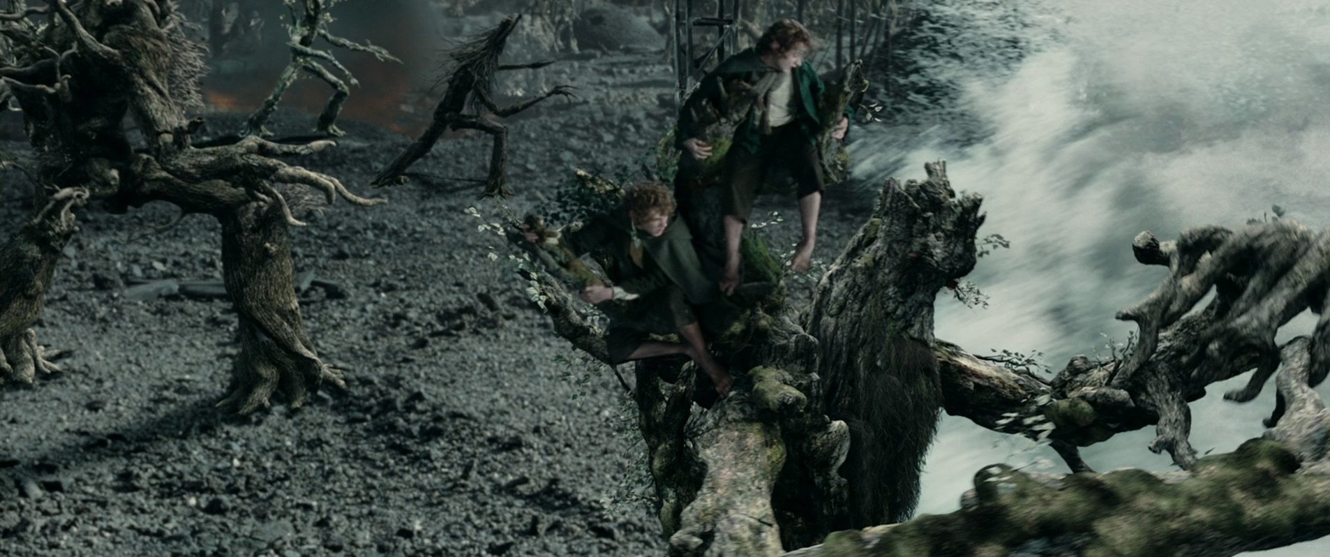 The Hobbit & Lord of the Rings Trilogies, Ranked - Loud And Clear Reviews